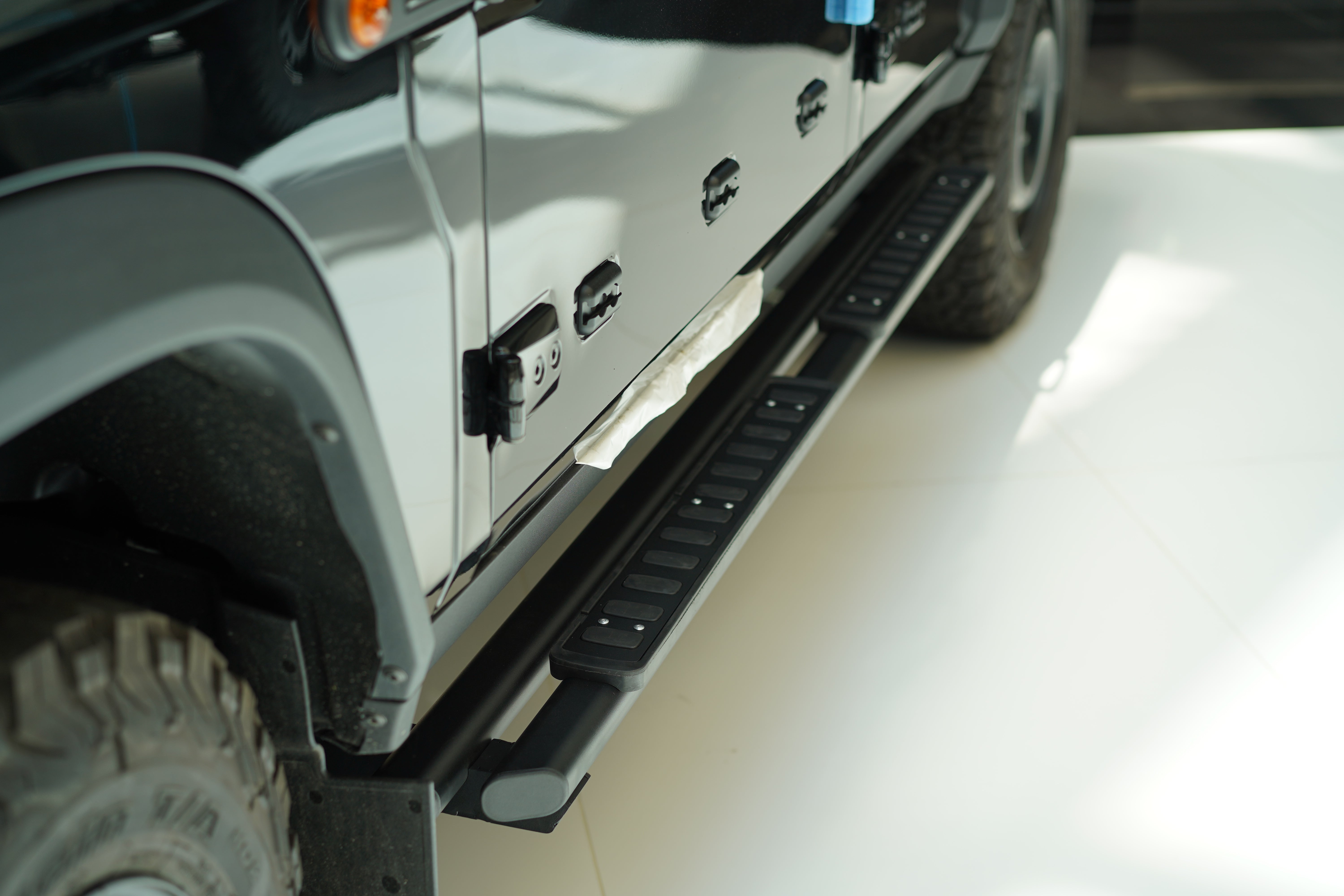 INEOS GRENADIER OFF ROAD STYLE SIDE STEP – Road Kit